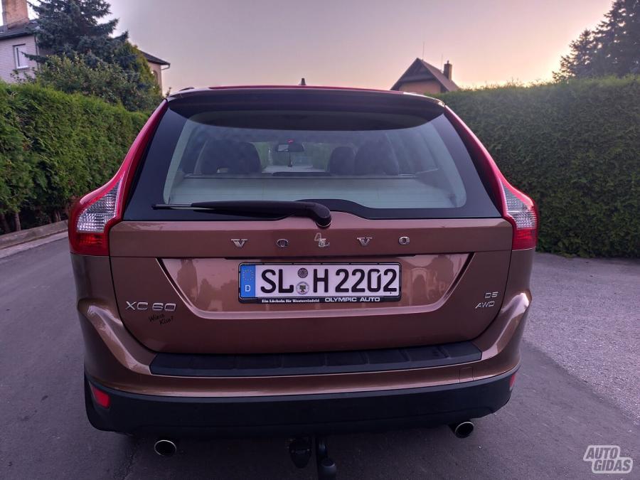 Brown Volvo XC60 2009 in Mazeikiai, with an engine capacity of 2.40 L and mileage of 264 thousand km for 6900 €, photo 7 on AUTOMOTO.COM.LV