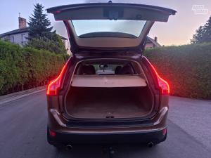 Brown Volvo XC60 2009 in Mazeikiai, with an engine capacity of 2.40 L and mileage of 264 thousand km for 6900 €, photo 8 on AUTOMOTO.COM.LV