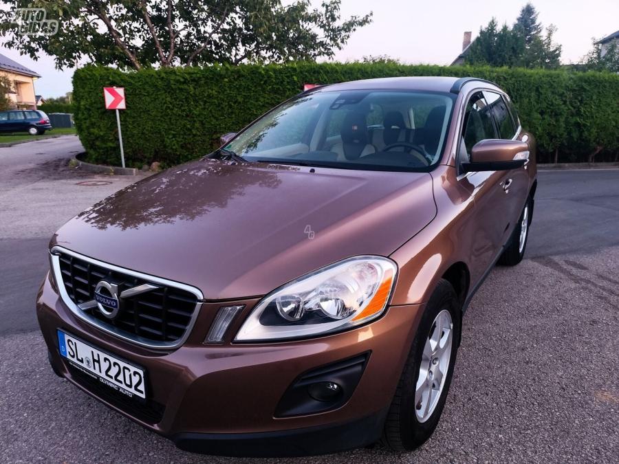Brown Volvo XC60 2009 in Mazeikiai, with an engine capacity of 2.40 L and mileage of 264 thousand km for 6900 €, photo 11 on AUTOMOTO.COM.LV