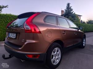 Brown Volvo XC60 2009 in Mazeikiai, with an engine capacity of 2.40 L and mileage of 264 thousand km for 6900 €, photo 21 on AUTOMOTO.COM.LV