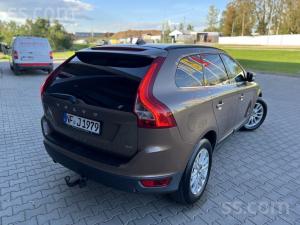 Brūns Volvo XC60 2009 Jēkabpils, ar dzinēja tilpumu 2.40 L un nobraukumu 298 tūkst. km par 7500 €, foto 3 vietnē AUTOMOTO.COM.LV