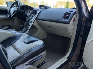 Brūns Volvo XC60 2009 Jēkabpils, ar dzinēja tilpumu 2.40 L un nobraukumu 298 tūkst. km par 7500 €, foto 14 vietnē AUTOMOTO.COM.LV