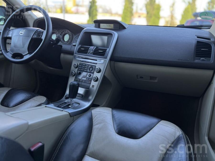 Brūns Volvo XC60 2009 Jēkabpils, ar dzinēja tilpumu 2.40 L un nobraukumu 298 tūkst. km par 7500 €, foto 15 vietnē AUTOMOTO.COM.LV