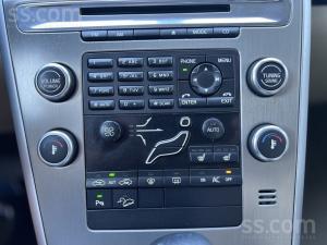 Brūns Volvo XC60 2009 Jēkabpils, ar dzinēja tilpumu 2.40 L un nobraukumu 298 tūkst. km par 7500 €, foto 17 vietnē AUTOMOTO.COM.LV