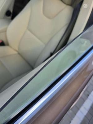 Brūns Volvo XC60 2009 Tauragė, ar dzinēja tilpumu 2.40 L un nobraukumu 265 tūkst. km par 6200 €, foto 14 vietnē AUTOMOTO.COM.LV