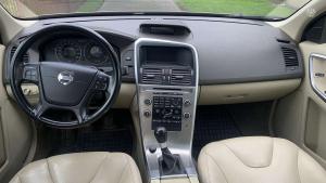 Brown Volvo XC60 2009 in Kaunas, with an engine capacity of 2.40 L and mileage of 275 thousand km for 5900 €, photo 11 on AUTOMOTO.COM.LV