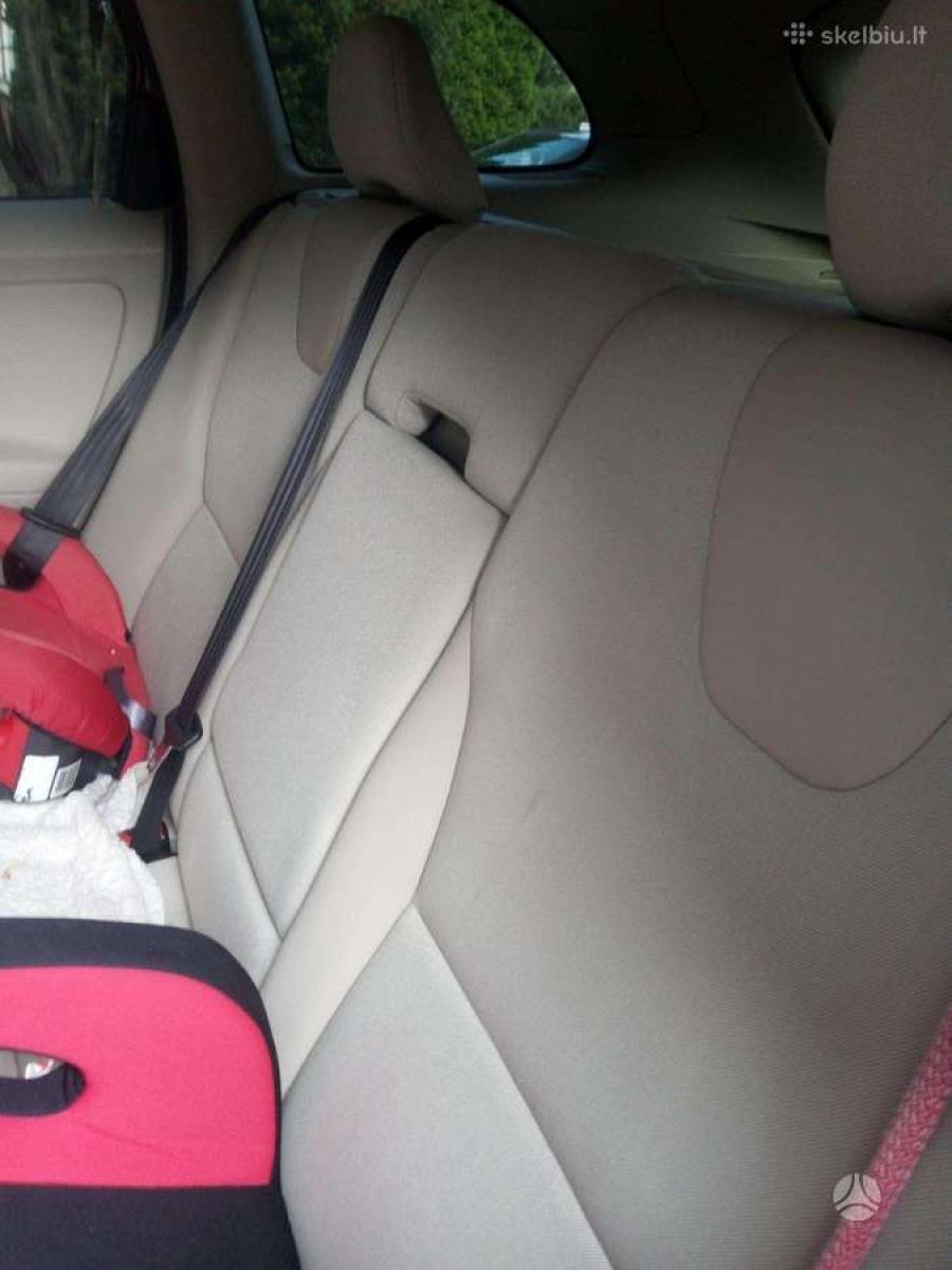 Brown Volvo XC60 2009 in Mazeikiai, with an engine capacity of 2.40 L and mileage of 280 thousand km for 5200 €, photo 8 on AUTOMOTO.COM.LV