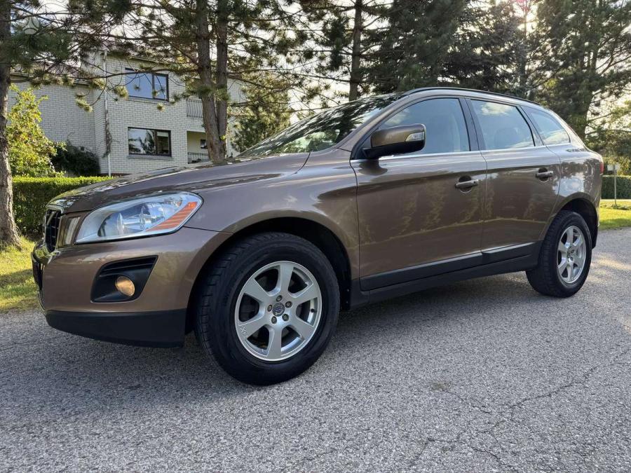 Brūns Volvo XC60 2009 Alīta, ar dzinēja tilpumu 2.40 L un nobraukumu 263 tūkst. km par 5900 €, foto 6 vietnē AUTOMOTO.COM.LV