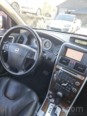Brūns Volvo XC60 2009 Cēsis, ar dzinēja tilpumu 2.40 L un nobraukumu 330 tūkst. km par 8250 €, foto 20 vietnē AUTOMOTO.COM.LV