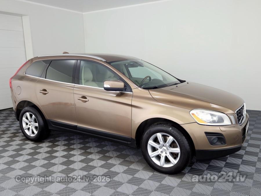Brūns Volvo XC60 2009 Tallina, ar dzinēja tilpumu 2.40 L un nobraukumu 385 tūkst. km par 4499 €, foto 1 vietnē AUTOMOTO.COM.LV