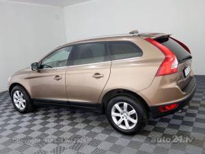 Brūns Volvo XC60 2009 Tallina, ar dzinēja tilpumu 2.40 L un nobraukumu 385 tūkst. km par 4499 €, foto 5 vietnē AUTOMOTO.COM.LV