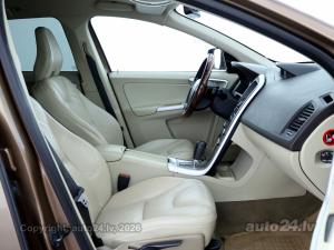 Brūns Volvo XC60 2009 Tallina, ar dzinēja tilpumu 2.40 L un nobraukumu 385 tūkst. km par 4499 €, foto 7 vietnē AUTOMOTO.COM.LV
