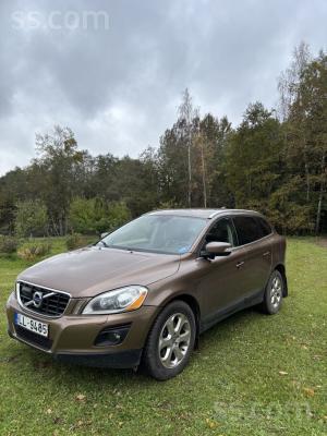 Brūns Volvo XC60 2009 Tukums, ar dzinēja tilpumu 2.40 L un nobraukumu 355 tūkst. km par 7200 €, foto 3 vietnē AUTOMOTO.COM.LV