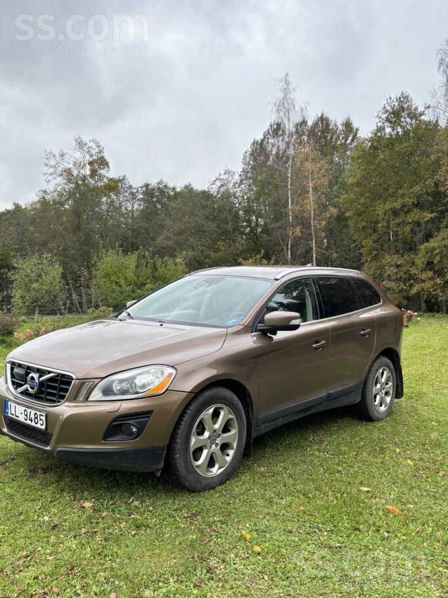 Brūns Volvo XC60 2009 Tukums, ar dzinēja tilpumu 2.40 L un nobraukumu 355 tūkst. km par 7200 €, foto 5 vietnē AUTOMOTO.COM.LV