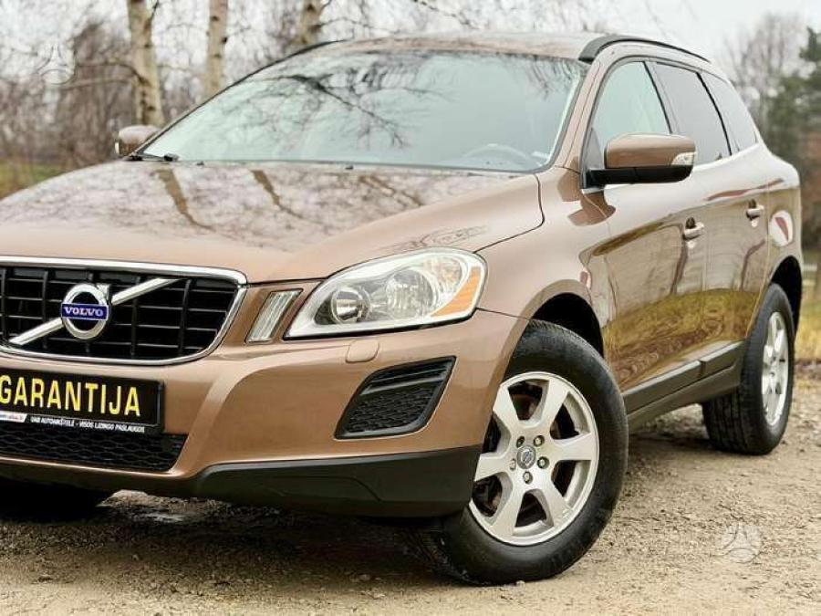Brūns Volvo XC60 2010 Šauļi, ar dzinēja tilpumu 1.98 L un nobraukumu 282 tūkst. km par 9950 €, foto 16 vietnē AUTOMOTO.COM.LV