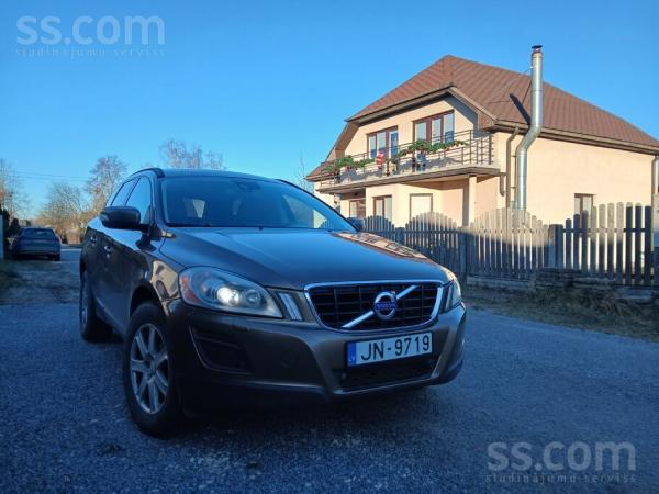 Brown Volvo XC60 2010 in Riga, with an engine capacity of 2.00 L and mileage of 0 thousand km for 6700 €, photo 1 on AUTOMOTO.COM.LV