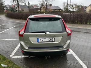 Brūns Volvo XC60 2010 Telšiai, ar dzinēja tilpumu 2.40 L un nobraukumu 352 tūkst. km par 5900 €, foto 4 vietnē AUTOMOTO.COM.LV