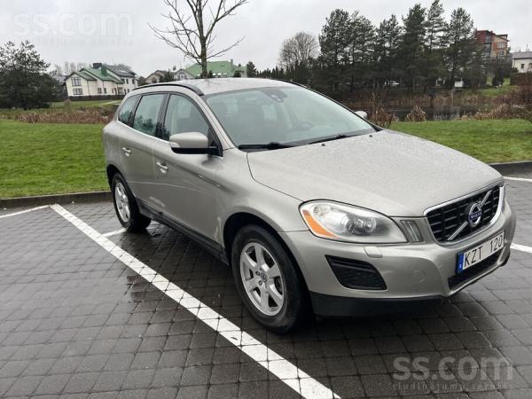 Brūns Volvo XC60 2010 Telšiai, ar dzinēja tilpumu 2.40 L un nobraukumu 352 tūkst. km par 5900 €, foto 7 vietnē AUTOMOTO.COM.LV