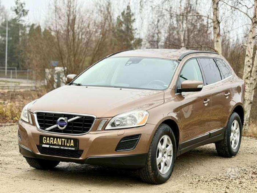 Brūns Volvo XC60 2010 Šauļi, ar dzinēja tilpumu 1.98 L un nobraukumu 282 tūkst. km par 9950 €, foto 17 vietnē AUTOMOTO.COM.LV