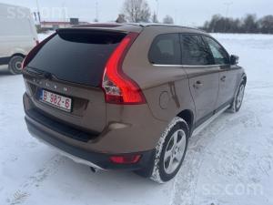 Brūns Volvo XC60 2010 Jēkabpils, ar dzinēja tilpumu 2.40 L un nobraukumu 262 tūkst. km par 9200 €, foto 6 vietnē AUTOMOTO.COM.LV