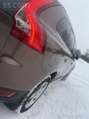 Brūns Volvo XC60 2010 Jēkabpils, ar dzinēja tilpumu 2.40 L un nobraukumu 262 tūkst. km par 9200 €, foto 8 vietnē AUTOMOTO.COM.LV