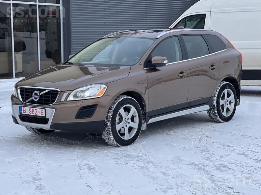 Brūns Volvo XC60 2010 Jēkabpils, ar dzinēja tilpumu 2.40 L un nobraukumu 262 tūkst. km par 9200 €, foto 11 vietnē AUTOMOTO.COM.LV