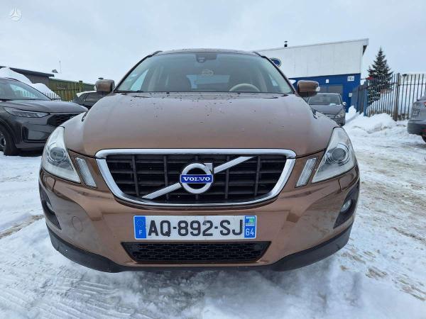 Brūns Volvo XC60 2010 Tauragė, ar dzinēja tilpumu 2.40 L un nobraukumu 161 tūkst. km par 7400 €, foto 2 vietnē AUTOMOTO.COM.LV