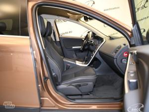 Brūns Volvo XC60 2010 Avižieniai, ar dzinēja tilpumu 2.40 L un nobraukumu 348 tūkst. km par 4900 €, foto 4 vietnē AUTOMOTO.COM.LV