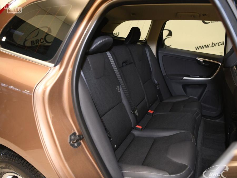 Brūns Volvo XC60 2010 Avižieniai, ar dzinēja tilpumu 2.40 L un nobraukumu 348 tūkst. km par 4900 €, foto 11 vietnē AUTOMOTO.COM.LV