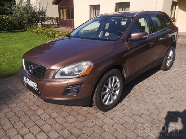 Brūns Volvo XC60 2010 Rīga, ar dzinēja tilpumu 2.40 L un nobraukumu 287 tūkst. km par 7990 €, foto 5 vietnē AUTOMOTO.COM.LV