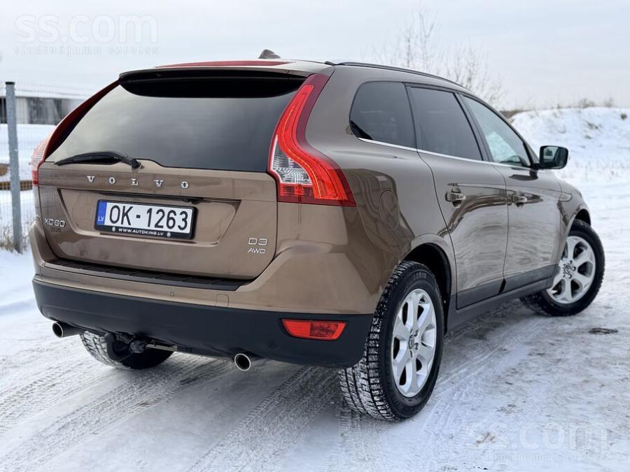 Brūns Volvo XC60 2010 Rīga, ar dzinēja tilpumu 2.40 L un nobraukumu 268 tūkst. km par 9995 €, foto 5 vietnē AUTOMOTO.COM.LV