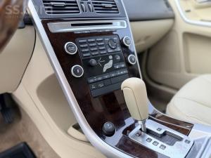 Brūns Volvo XC60 2010 Rīga, ar dzinēja tilpumu 2.40 L un nobraukumu 268 tūkst. km par 9995 €, foto 12 vietnē AUTOMOTO.COM.LV