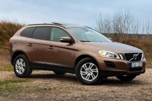 Brūns Volvo XC60 2010 Rīga, ar dzinēja tilpumu 2.00 L un nobraukumu 183 tūkst. km par 9995 €, foto  vietnē AUTOMOTO.COM.LV