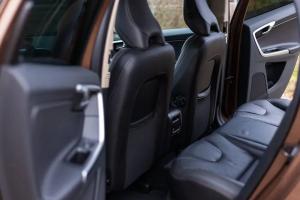Brown Volvo XC60 2010 in Riga, with an engine capacity of 2.00 L and mileage of 183 thousand km for 9995 €, photo 13 on AUTOMOTO.COM.LV