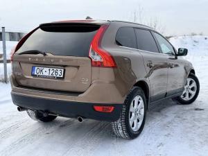 Brown Volvo XC60 2010 in Riga, with an engine capacity of 2.40 L and mileage of 268 thousand km for 9995 €, photo 5 on AUTOMOTO.COM.LV