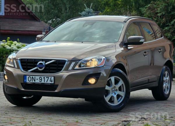 Brown Volvo XC60 2010 in Riga, with an engine capacity of 2.40 L and mileage of 306 thousand km for 7950 €, photo 1 on AUTOMOTO.COM.LV