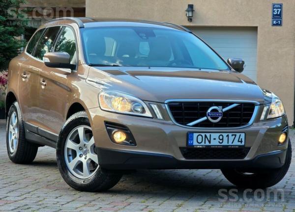 Brown Volvo XC60 2010 in Riga, with an engine capacity of 2.40 L and mileage of 306 thousand km for 7950 €, photo 7 on AUTOMOTO.COM.LV