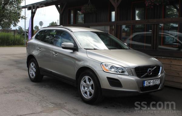 Brown Volvo XC60 2010 in Riga, with an engine capacity of 2.40 L and mileage of 0 thousand km for 7450 €, photo 2 on AUTOMOTO.COM.LV