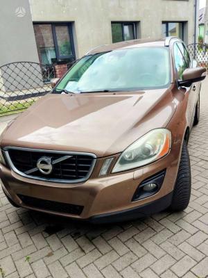 Brown Volvo XC60 2010 in Kaunas, with an engine capacity of 2.40 L and mileage of 420 thousand km for 7200 €, photo  on AUTOMOTO.COM.LV