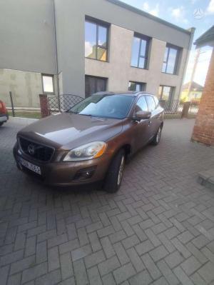Brown Volvo XC60 2010 in Kaunas, with an engine capacity of 2.40 L and mileage of 420 thousand km for 7200 €, photo 7 on AUTOMOTO.COM.LV