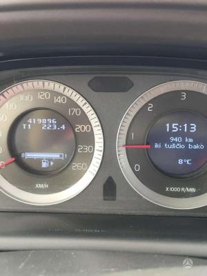 Brown Volvo XC60 2010 in Kaunas, with an engine capacity of 2.40 L and mileage of 420 thousand km for 7200 €, photo 9 on AUTOMOTO.COM.LV