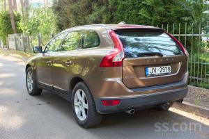Brown Volvo XC60 2010 in Jurmala, with an engine capacity of 2.40 L and mileage of 258 thousand km for 5800 €, photo 4 on AUTOMOTO.COM.LV