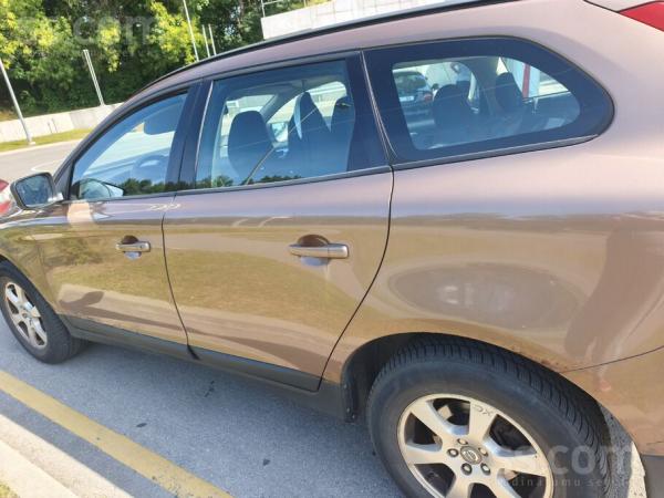 Brūns Volvo XC60 2010 Rīga, ar dzinēja tilpumu 2.40 L un nobraukumu 288 tūkst. km par 5000 €, foto 1 vietnē AUTOMOTO.COM.LV