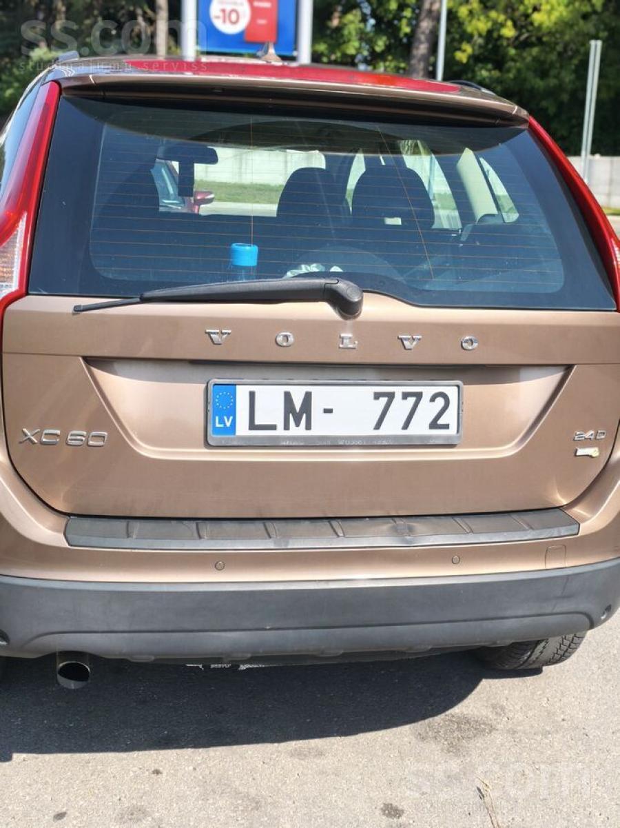 Brūns Volvo XC60 2010 Rīga, ar dzinēja tilpumu 2.40 L un nobraukumu 288 tūkst. km par 5000 €, foto 4 vietnē AUTOMOTO.COM.LV
