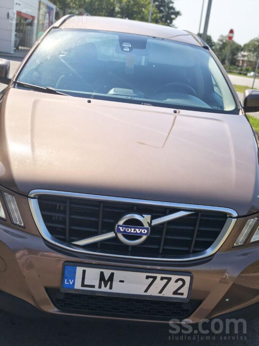 Brūns Volvo XC60 2010 Rīga, ar dzinēja tilpumu 2.40 L un nobraukumu 288 tūkst. km par 5000 €, foto 5 vietnē AUTOMOTO.COM.LV