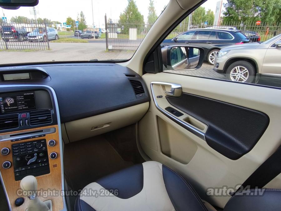 Коричневый Вольво ХС60 2010 в Тарту, объемом двигателя 2.40 л и пробегом 230 тыс. км за 9990 €, фото 10 на AUTOMOTO.COM.LV