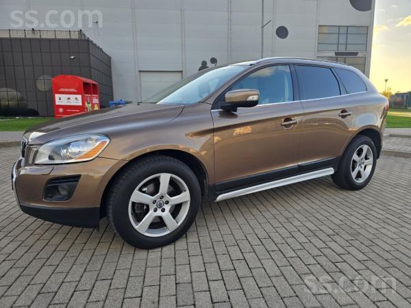 Volvo XC60 2010 Rīga vietnē Brūns Volvo XC60 2010 Rīga, ar dzinēja tilpumu 2.40 L un nobraukumu 275 tūkst. km par 9900 €, foto 3 vietnē AUTOMOTO.COM.LV
