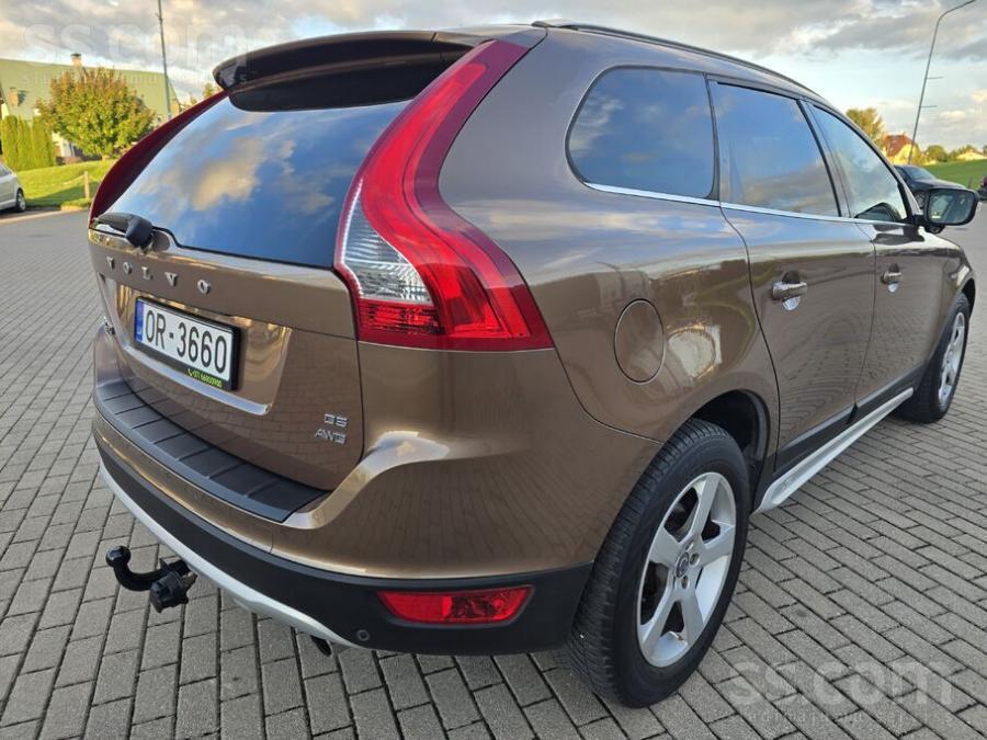 Brūns Volvo XC60 2010 Rīga, ar dzinēja tilpumu 2.40 L un nobraukumu 275 tūkst. km par 9900 €, foto 7 vietnē AUTOMOTO.COM.LV