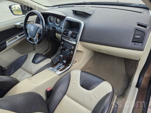Brūns Volvo XC60 2010 Rīga, ar dzinēja tilpumu 2.40 L un nobraukumu 275 tūkst. km par 9900 €, foto 14 vietnē AUTOMOTO.COM.LV