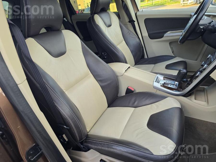 Brūns Volvo XC60 2010 Rīga, ar dzinēja tilpumu 2.40 L un nobraukumu 275 tūkst. km par 9900 €, foto 15 vietnē AUTOMOTO.COM.LV